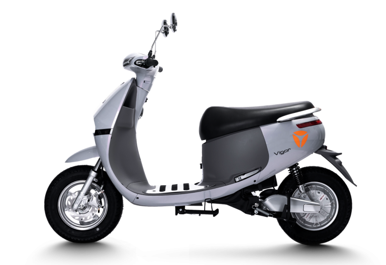 YADEA Vigor – Xe Máy Điện Thể Thao, Động Cơ Mạnh Mẽ